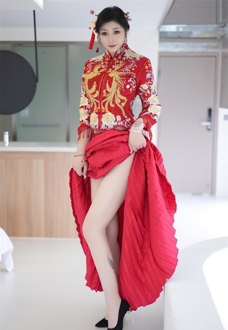 mm131妲己Toxic演绎旗袍与婚服图片之美 – 图集天下