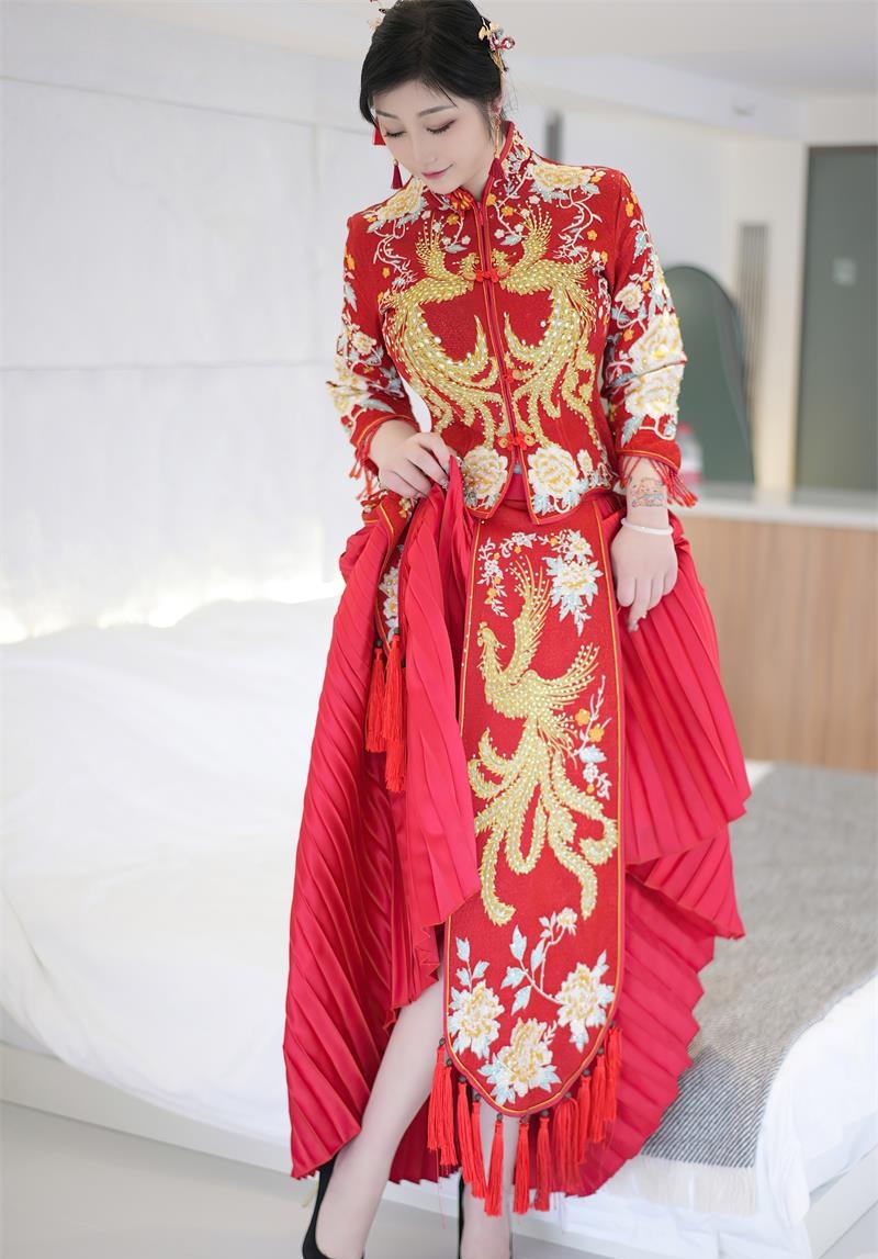 mm131妲己Toxic演绎旗袍与婚服图片之美 – 图集天下